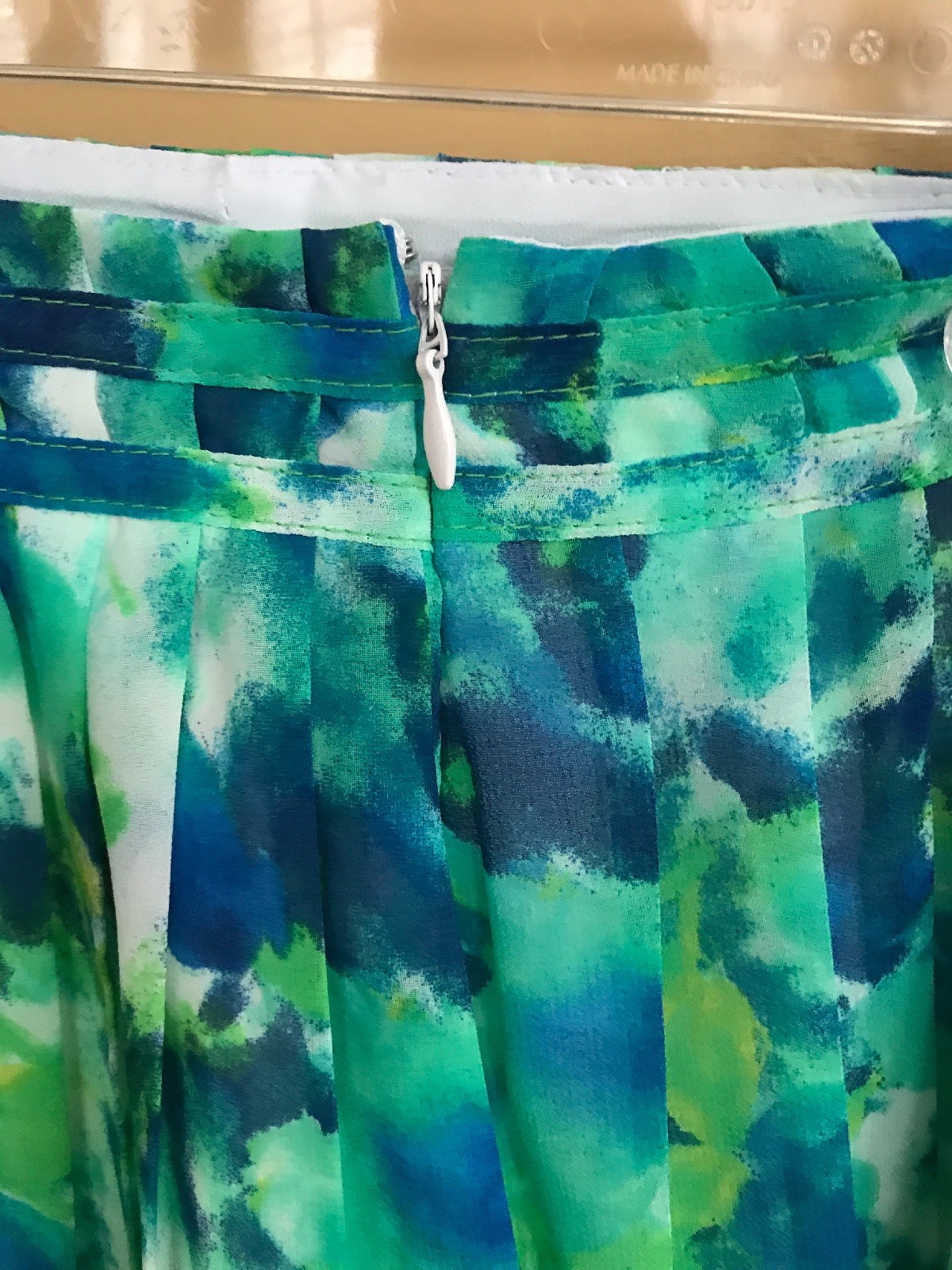Forever 21 Essentials Sz 2 Pleated Blue Green Flirty Multi Skirt Lined ...