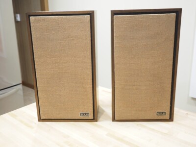 Pair of Vintage KLH Model Thirty-Two Model 32 Speakers plus stands | eBay