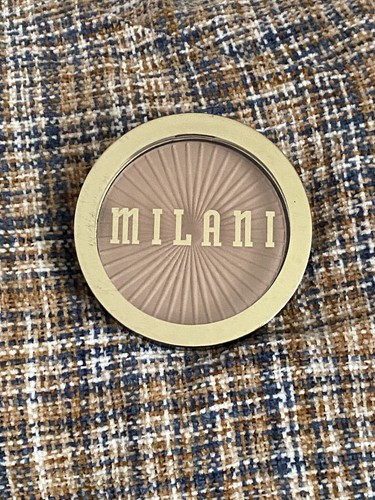 MILANI Silky Matte Bronzing Powder ~#01 SUN LIGHT~ .34oz BRAND NEW ...