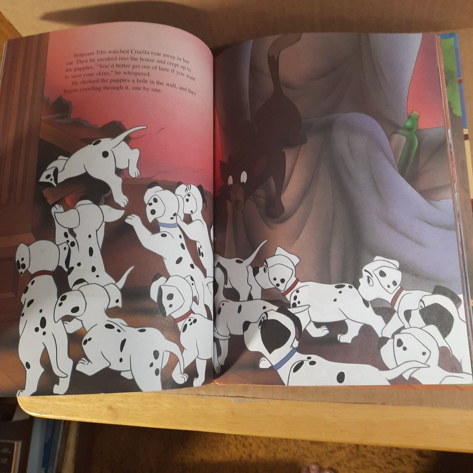 Disney's 101 Dalmatians Book Disney Classic Series from Mouseworks 1996 ...