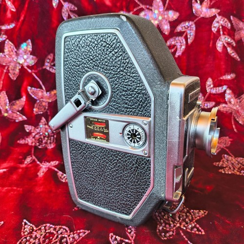 Bell & Howell 240 16mm Camera w/ Angenieux 17-68 f= 2.2 Zoom Lens ...