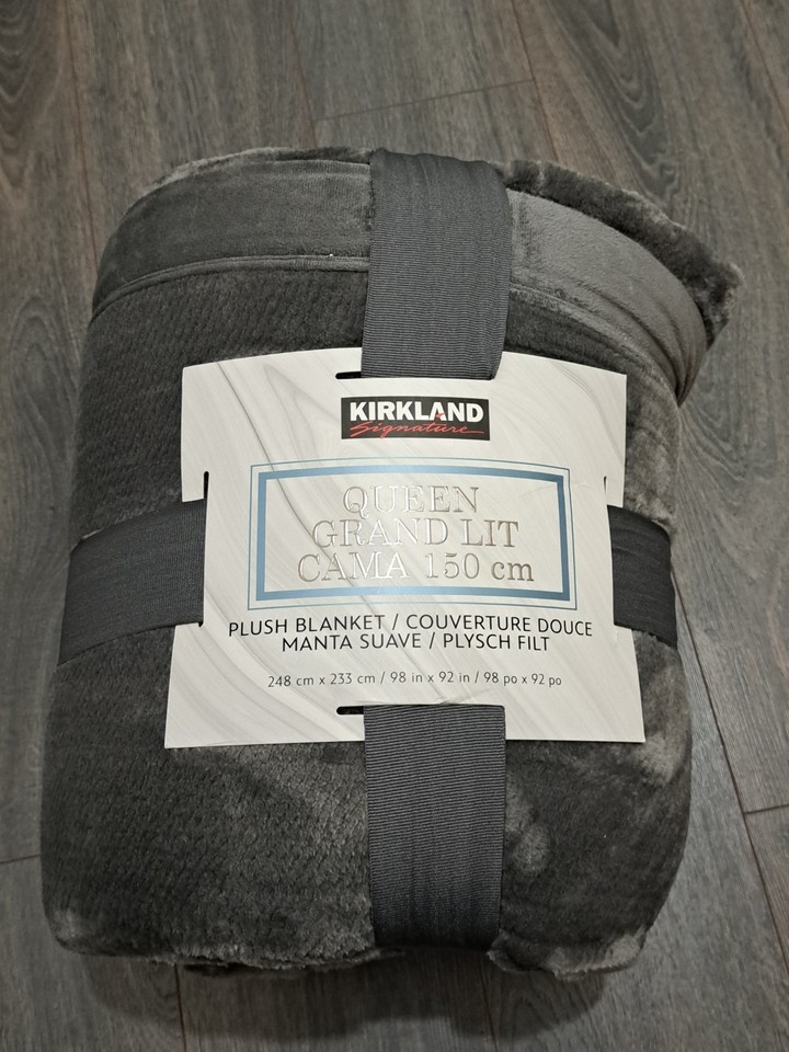 KIRKLAND SIGNATURE QUEEN GREY PLUSH BLANKET THROW OVER 248 X 233 CM 98 ...