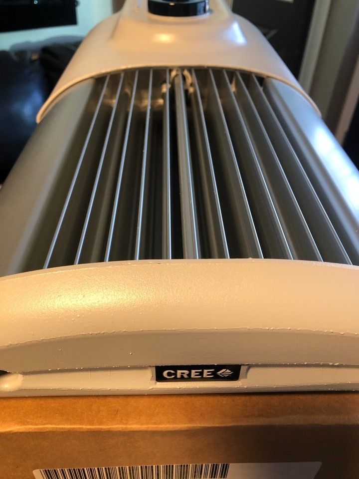 CREE led way series 40led 525mA 100K hr 6K lumen | eBay