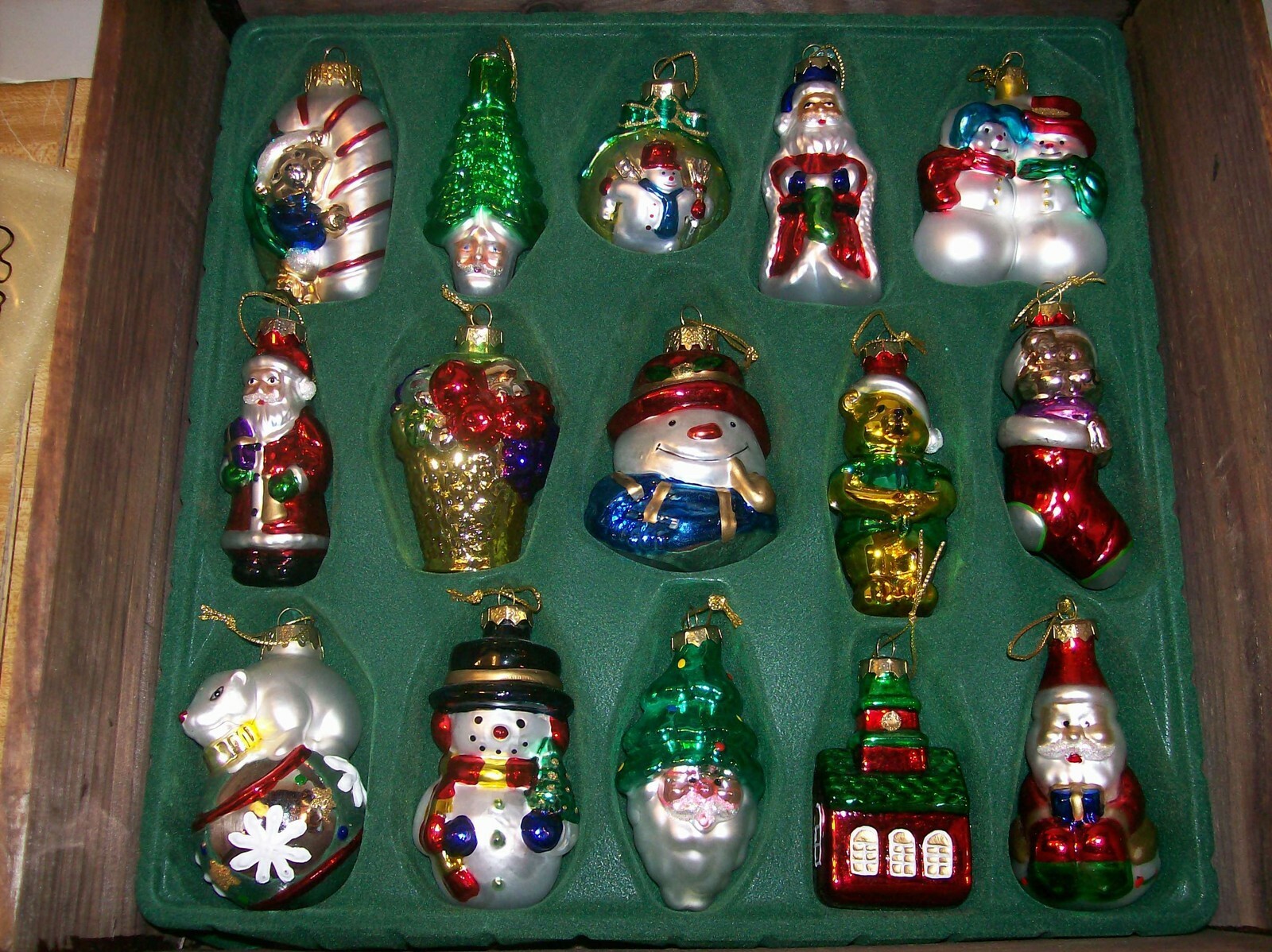 CHRISTMAS: Thomas Pacconi Jr Museum Series 30 3" Glass Ornaments W ...