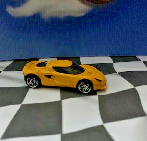 Hot Wheels 2001 Mainline 231 Lotus Project M250 Yellow PR5 | eBay