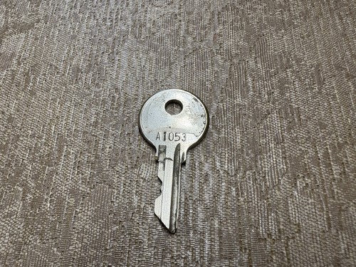 1930 1931 MODEL A FORD DOOR KEY ORIGINAL A1053 MARC FINE POINT COUPE ...