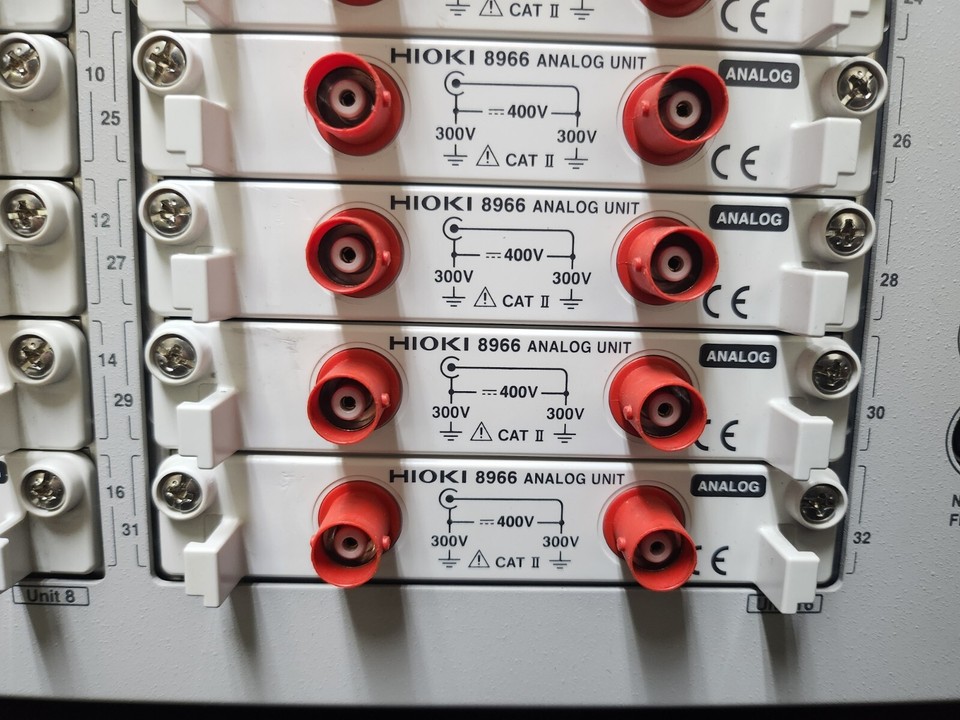 Hioki MR8827 : MEMORY HiCORDER, 8966×16,L9198×32,MR9321-01×8,U8330 ...