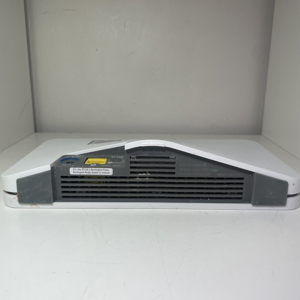 Sky SE210 Wireless Booster WiFi Extender Model Sky Broadband Booster ...