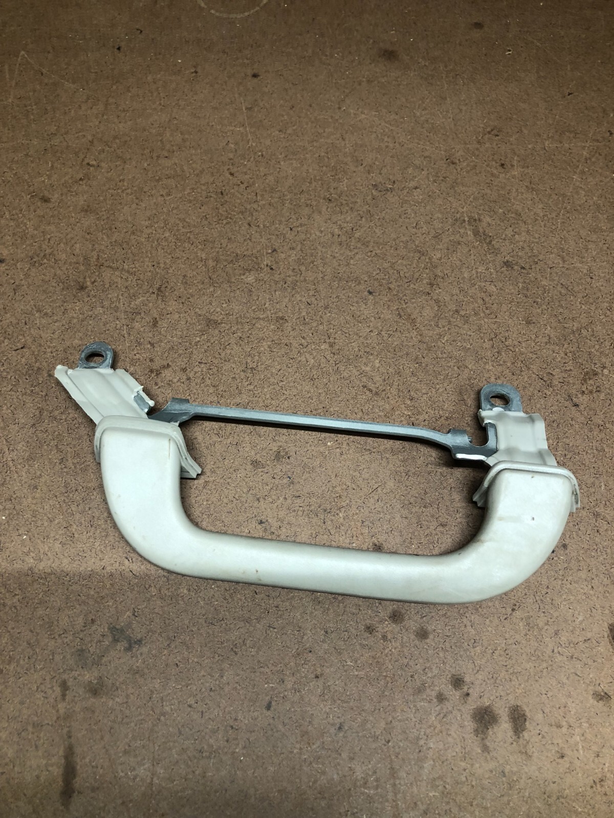 2007-2013 Chevrolet Suburban Tahoe Yukon Left Center B Pillar Grab ...