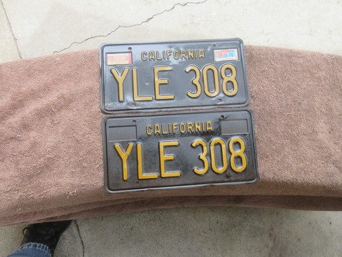 C 1976ALIFORNIA BLACK LICENSE PLATES " YLE 308 " STICKER " SEP 1976 DMV ...