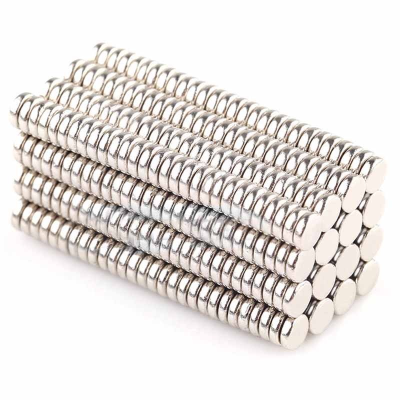 Tiny N52 Magnets 3x1 mm Neodymium Disc small round craft magnet 3mm dia ...