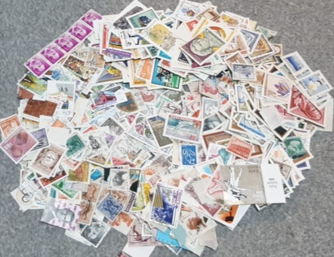 HUGE Bundle 5000 Mixed GB & World Postage Stamps Unsorted Collection ...