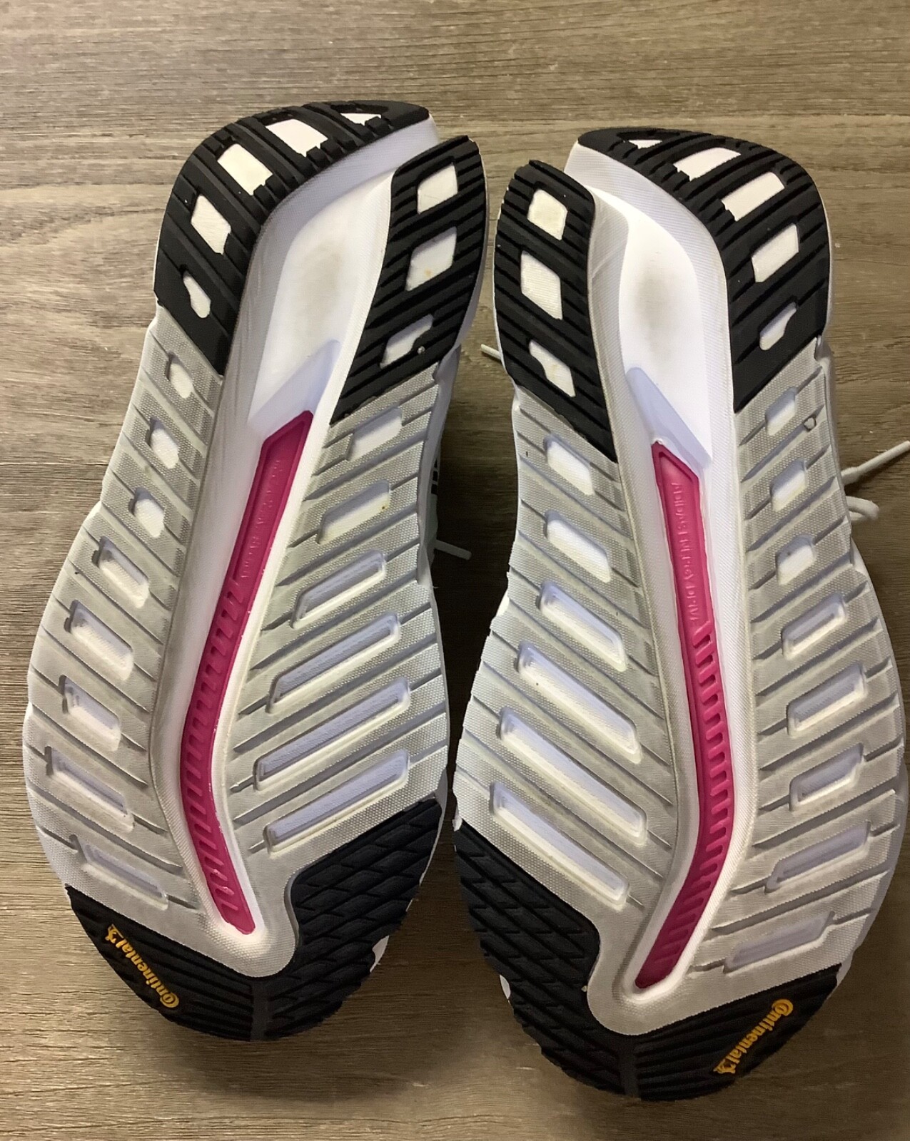 Adidas ADISTAR CS SHOES Cloud White/Carbon/Team Real Magenta Womens 11 ...