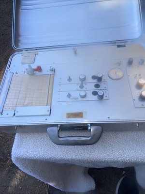 Vintage Stoelting Polygraph Lie Detector Test Machine uss 2f military ...