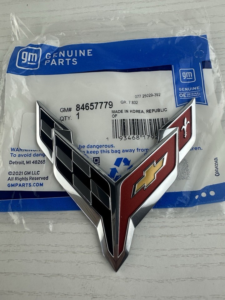 2020-25 Corvette C8 Front Fascia Emblem 84657779 Silver Genuine OEM GM ...