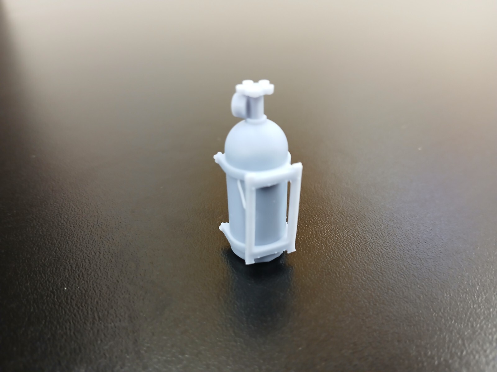 1/18 Scale 3D Resin Nitrous Bottle W/Bracket Custom Model | eBay
