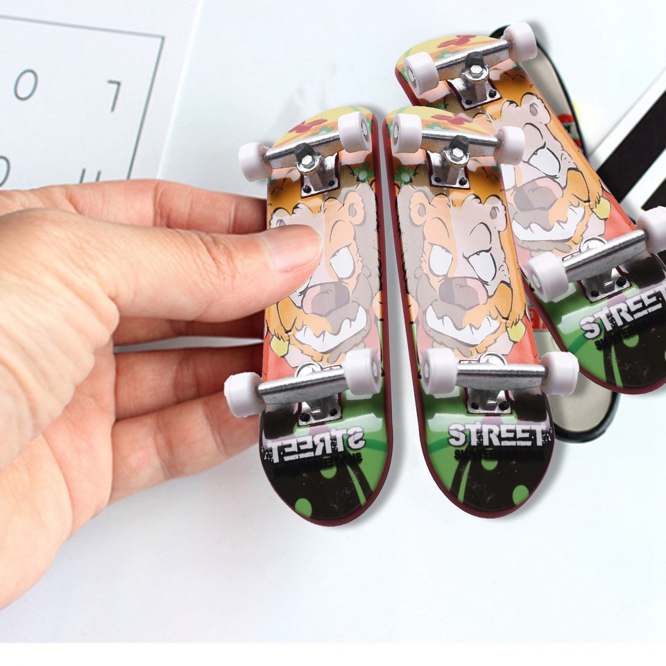 4 Pcs Professional Fingerboards/ Finger Skateboard, Matte Surface9716 ...