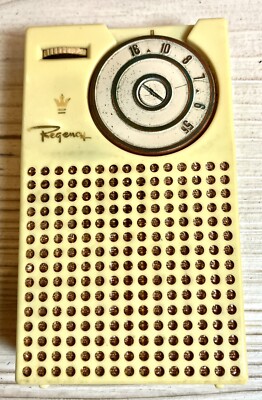 Vintage Regency Model TR-1G Transistor Radio With New Battery Tested ...