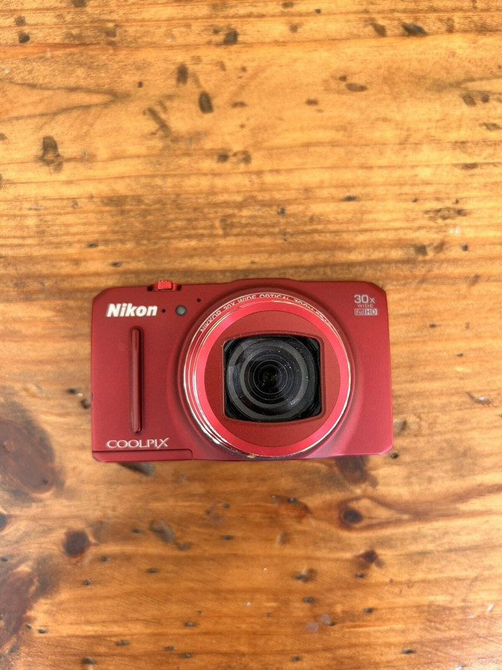 EXCELLENT Nikon Coolpix S9700 Point & Shoot Digital Camera Velvet Red ... EXCELLENT Nikon Coolpix S9700 Point & Shoot Digital Camera Velvet Red ...