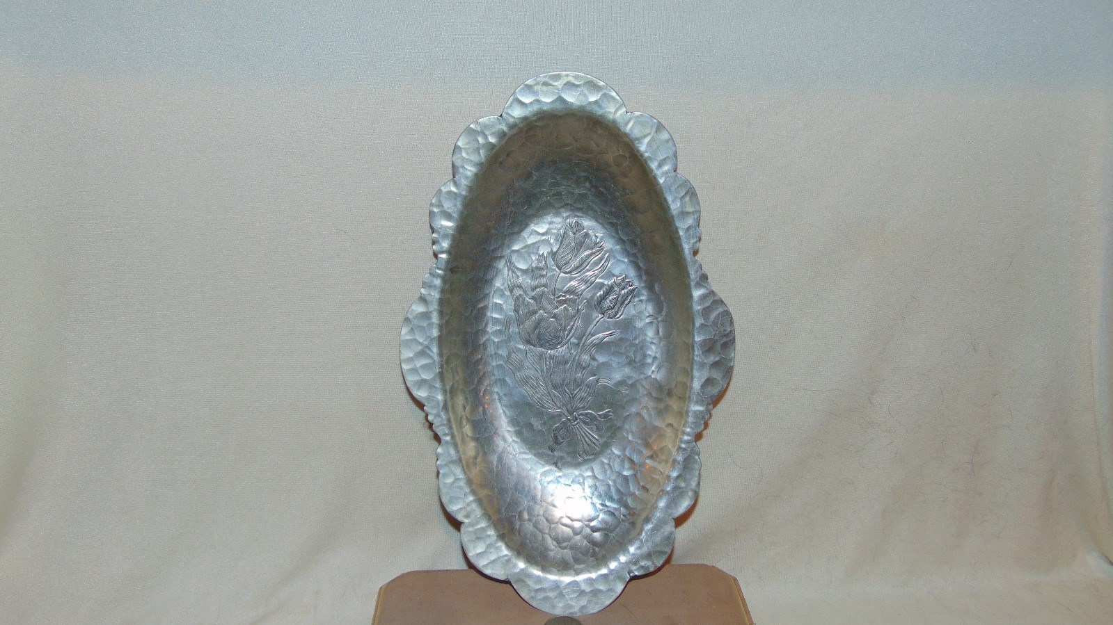 HAND WROUGHT CREATIONS BY RODNEY KENT METAL PLATE WITH TULIPS 406 | eBay