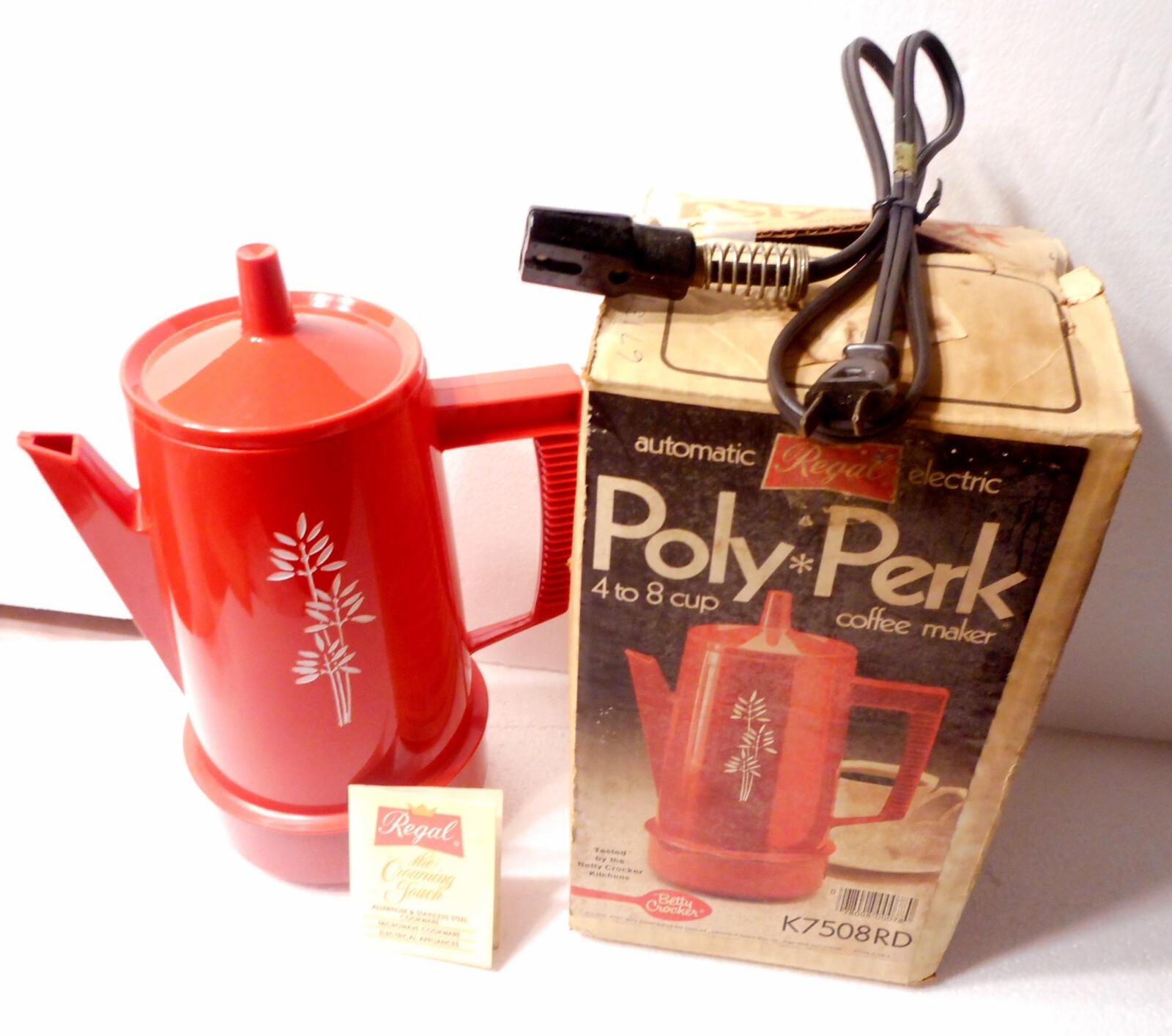 VINTAGE REGAL POLY PERK COFFEE POT RED PERCOLATOR 4 - 8 CUPS w/Box ...