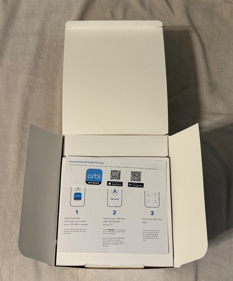 NETGEAR Orbi RBK853 Tri-Band Mesh Wi-Fi 6 System (Set of 3) 1xRBK850 ...