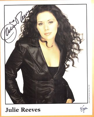 Julie Reeves-signed photo-29 a - COA | eBay