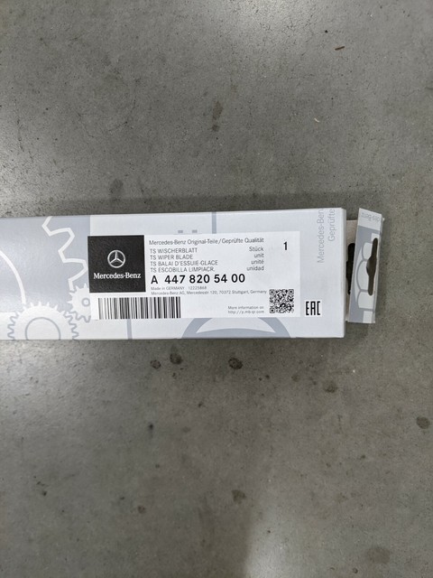 OEM Mercedes-Benz VITO W447 Front Wiper Blade Set LHD A4478205400 ...