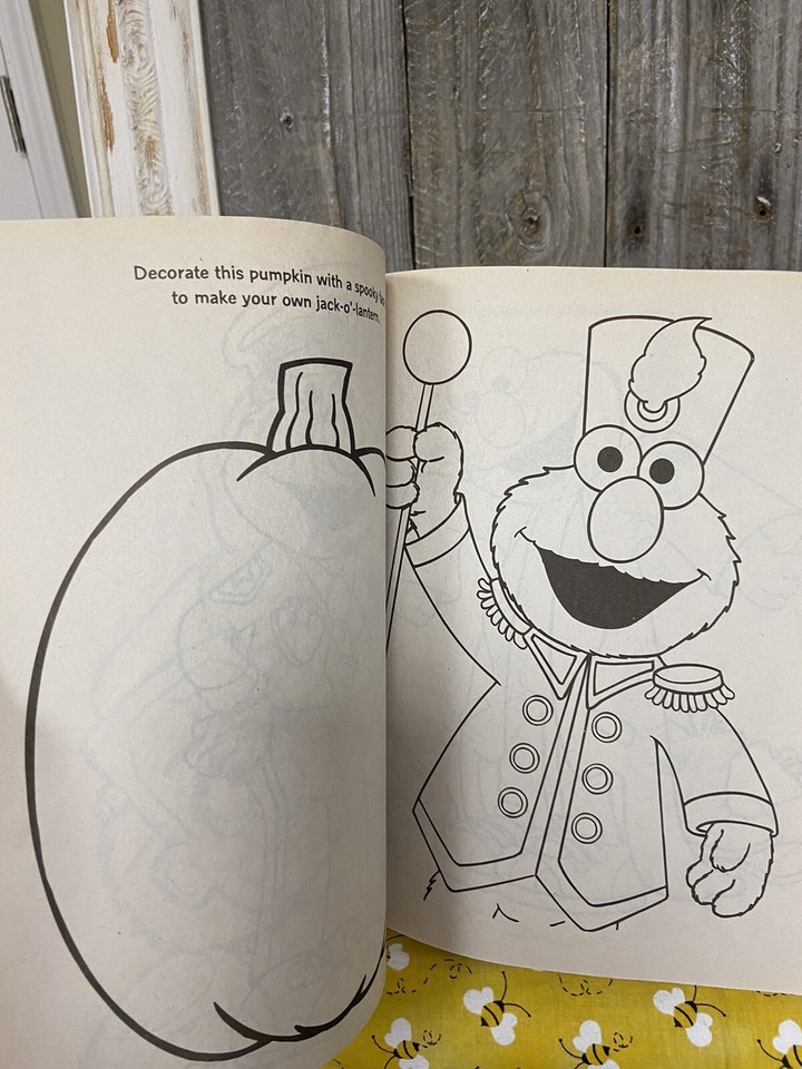 Sesame Street 2005 Halloween Coloring & Activity Book Kooky, Spooky ...