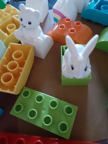 LEGO Duplo: White Bunny/Rabbit & bear Figures With good bricks 37 ...