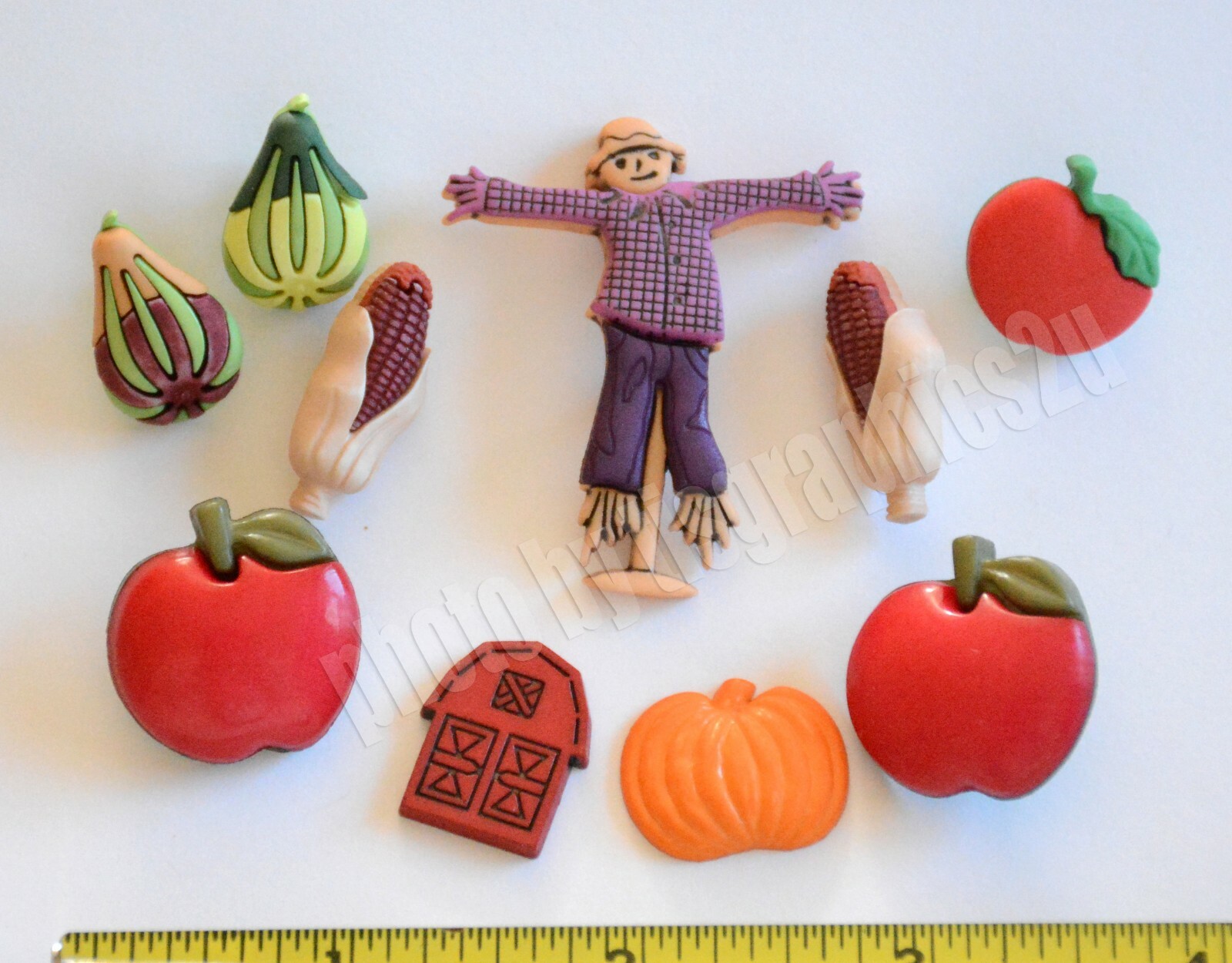 Autumn Harvest Shank Buttons / Scarecrow ~ Barn ~ Apple ~ Corn ~ Gourds ...