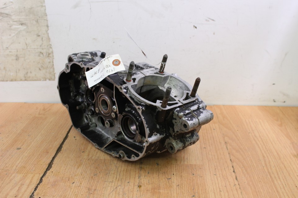 1976 YAMAHA YZ400C YZ 400 Engine Cases / Crankcase Motor Case | eBay