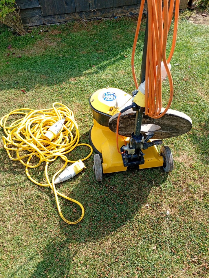 SPE STR 701 Yellow Black Floor Preparation Machine And 5kva Leads ...