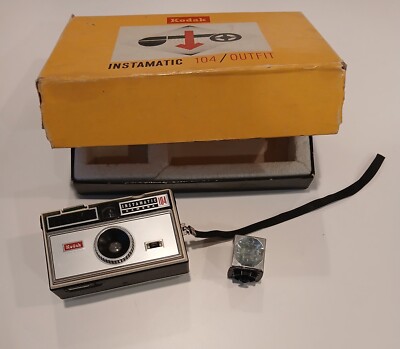 Vintage 1960's Kodak Instamatic 104/Outfit Camera With Original Box | eBay