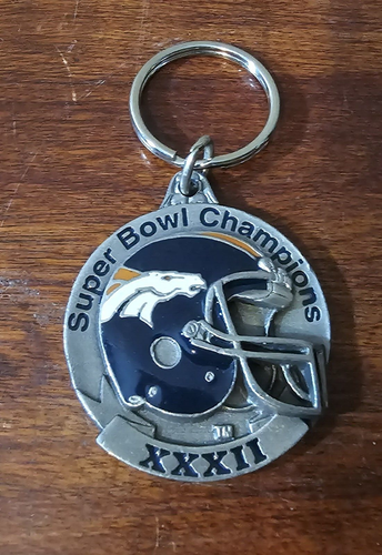 1997 Siskiyou Denver Broncos Super Bowl XXXII Champions Metal Key Chain ...