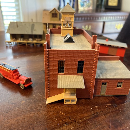 HO-Scale Model Buildings Vintage Fully Assembled Mixed Lot Of 9 ...