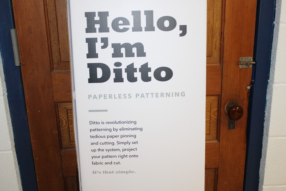 Singer Ditto Paperless Pattern Projector Brand New Never Opened | eBay