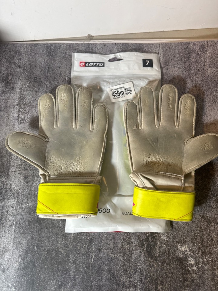 Used LOTTO Presto 500 Goalie Gloves size 7 | eBay