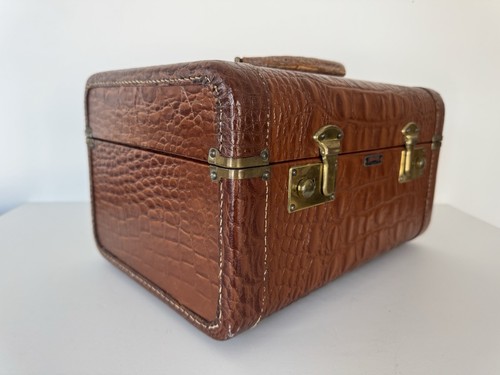 VTG Croc Alligator Embossed Genuine Leather Travel Train Case Luggage W ...