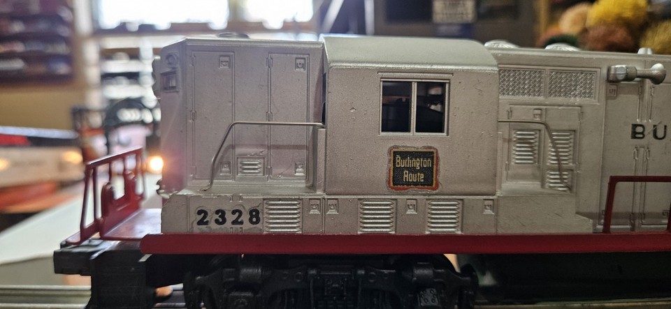 LIONEL POSTWAR #2328 BURLINGTON DIESEL (4B) | eBay