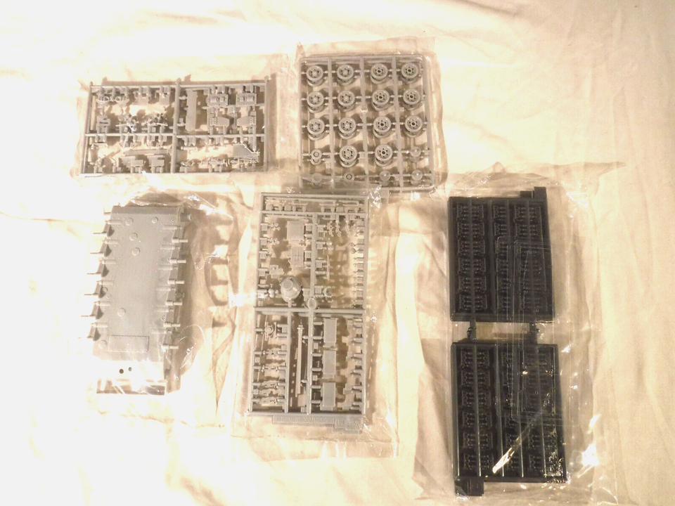 1/35 Revell 0f Germany WWII German Panzer III Ausf M / N w/ Side Armor ...