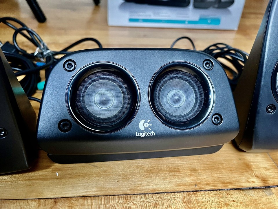 Logitech Z506 Surround Sound Speakers 5 Speakers + Subwoofer | eBay