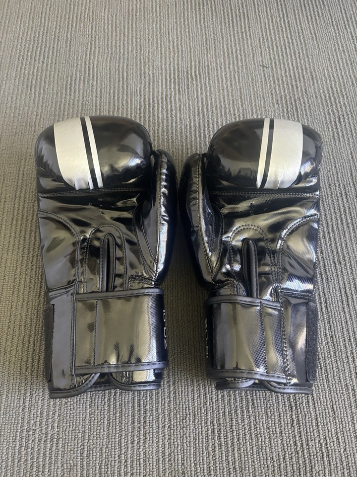 Sting Armalite Black/Silver Boxing Gloves 10 Oz | eBay Australia