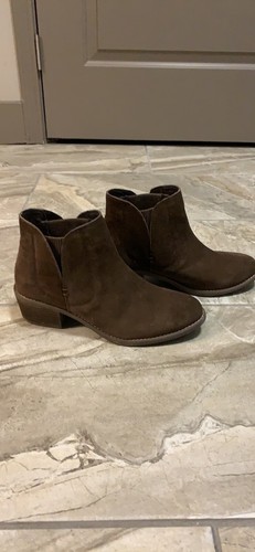 Me Too brown suede booties - WORN ONCE - Size 8 | eBay
