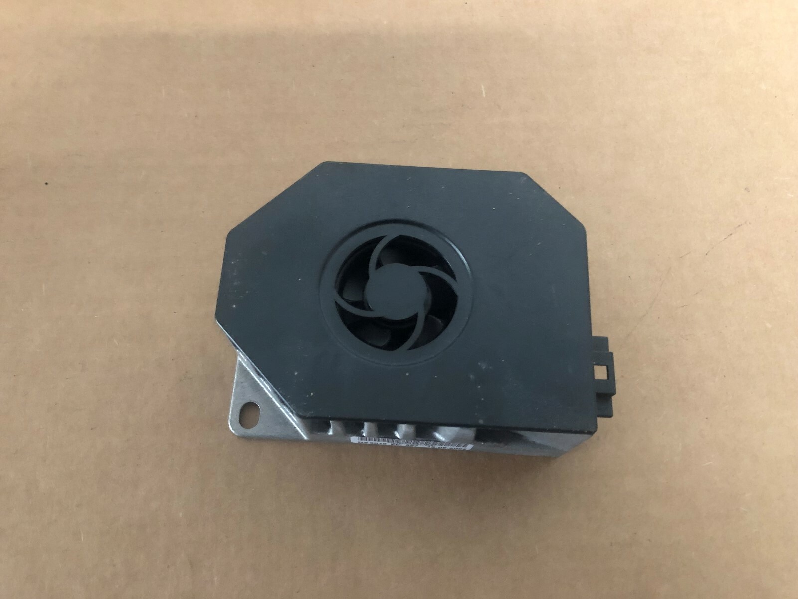 MERCEDES BENZ OEM W211 W219 CLS E CLASS 09-11 SUB WOOFER AMPLIFIER ...