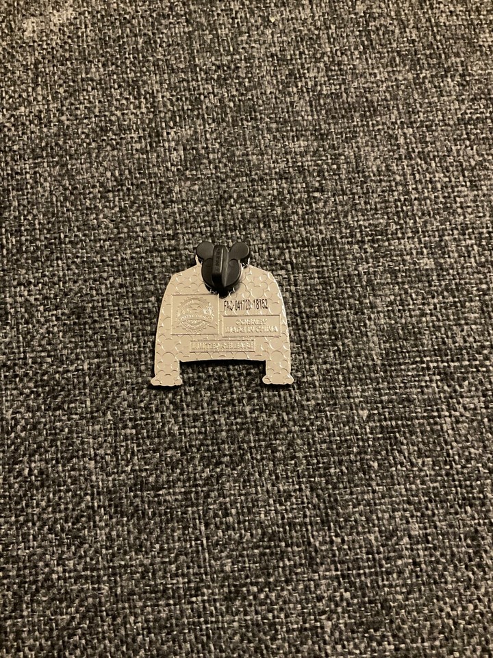 DISNEY UGLY CHARACTER CHRISTMAS SWEATER COLLECTION DUMBO PIN | eBay UK