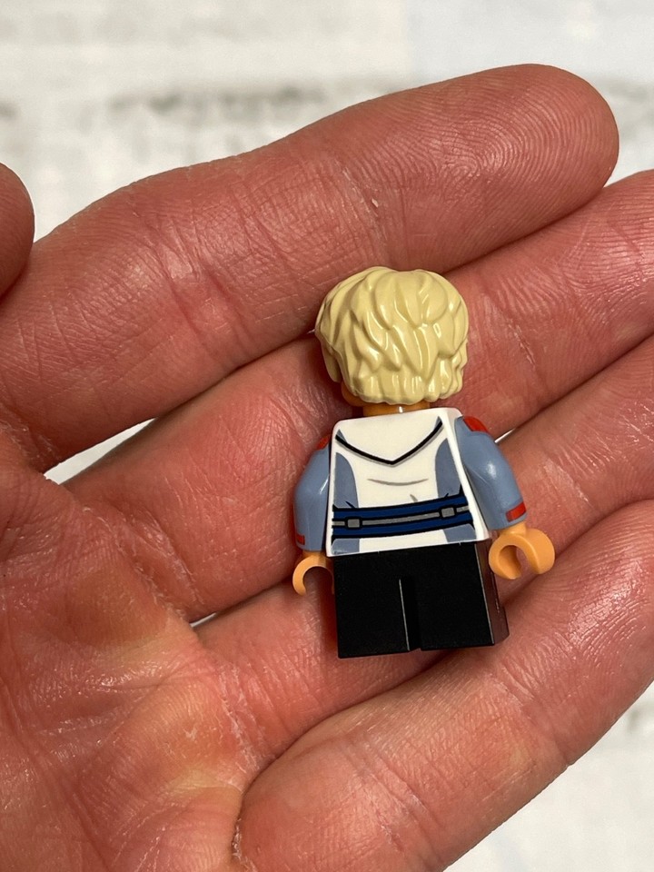 Omega Star Wars LEGO Minifigure The Bad Batch 75323 The Justifier ...