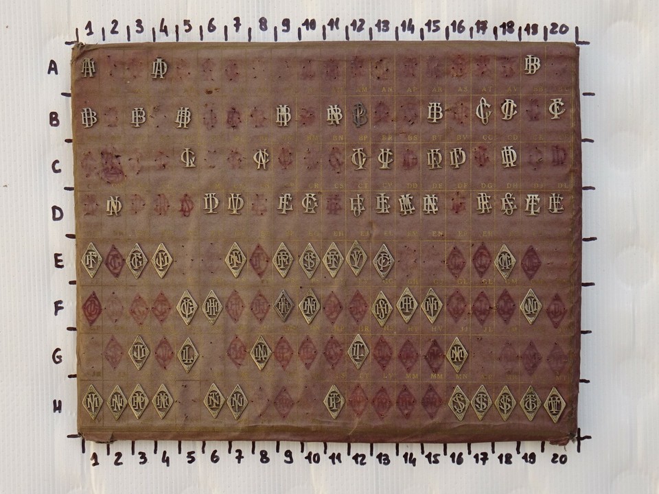 RARE ! MONOGRAMME ANCIEN Old monogram 13 => 25 MM - VENTE A L'UNITE ...