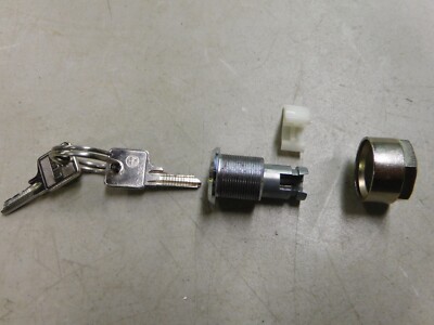 Lista Lock with Keys, Retention Clip, Lock Barrel, 2 new Keys Early ...