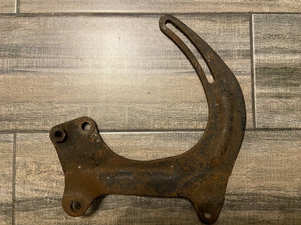 1977-1981 Pontiac 301 Front Alternator Bracket 526971 Trans Am Firebird ...